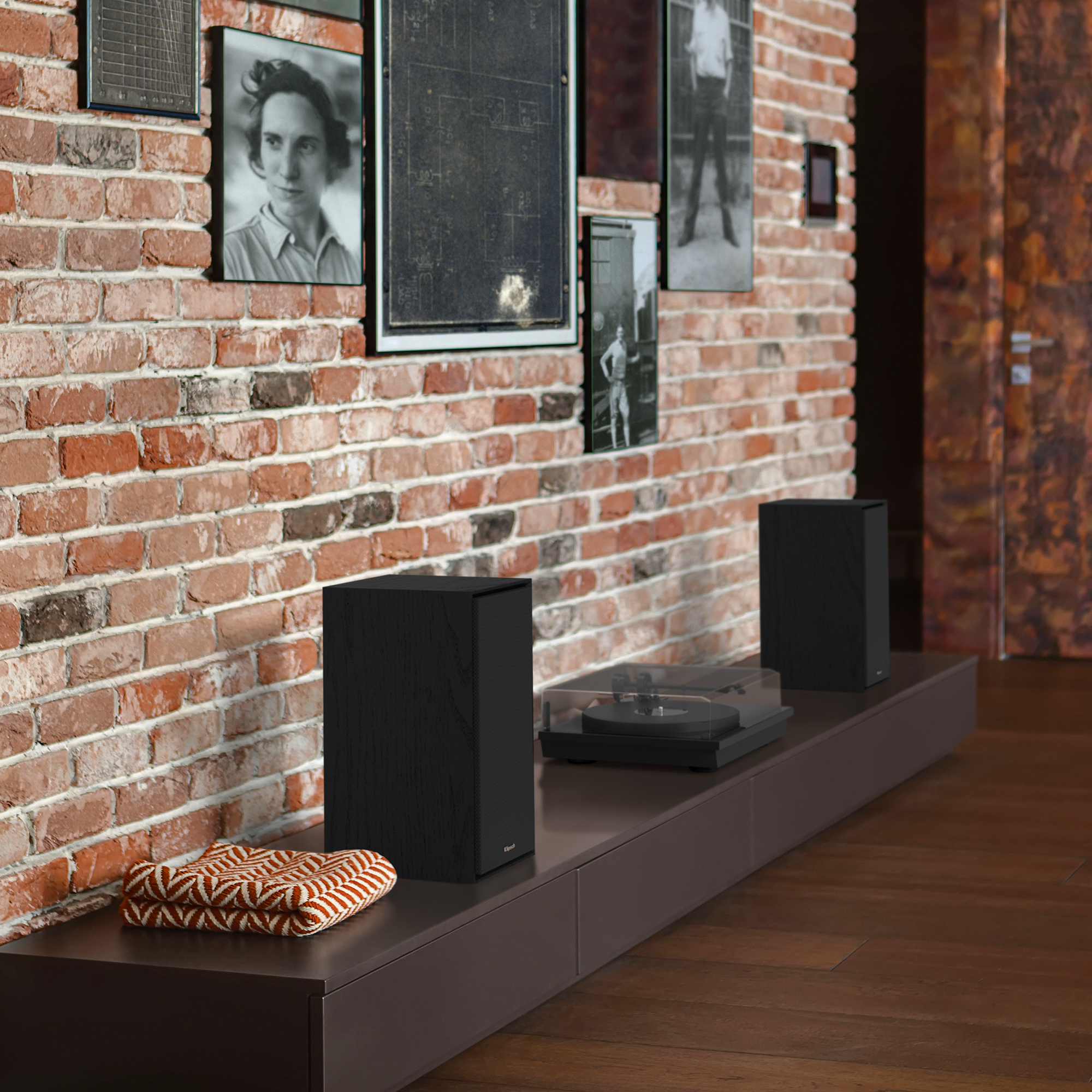 R-50M Bookshelf Speakers